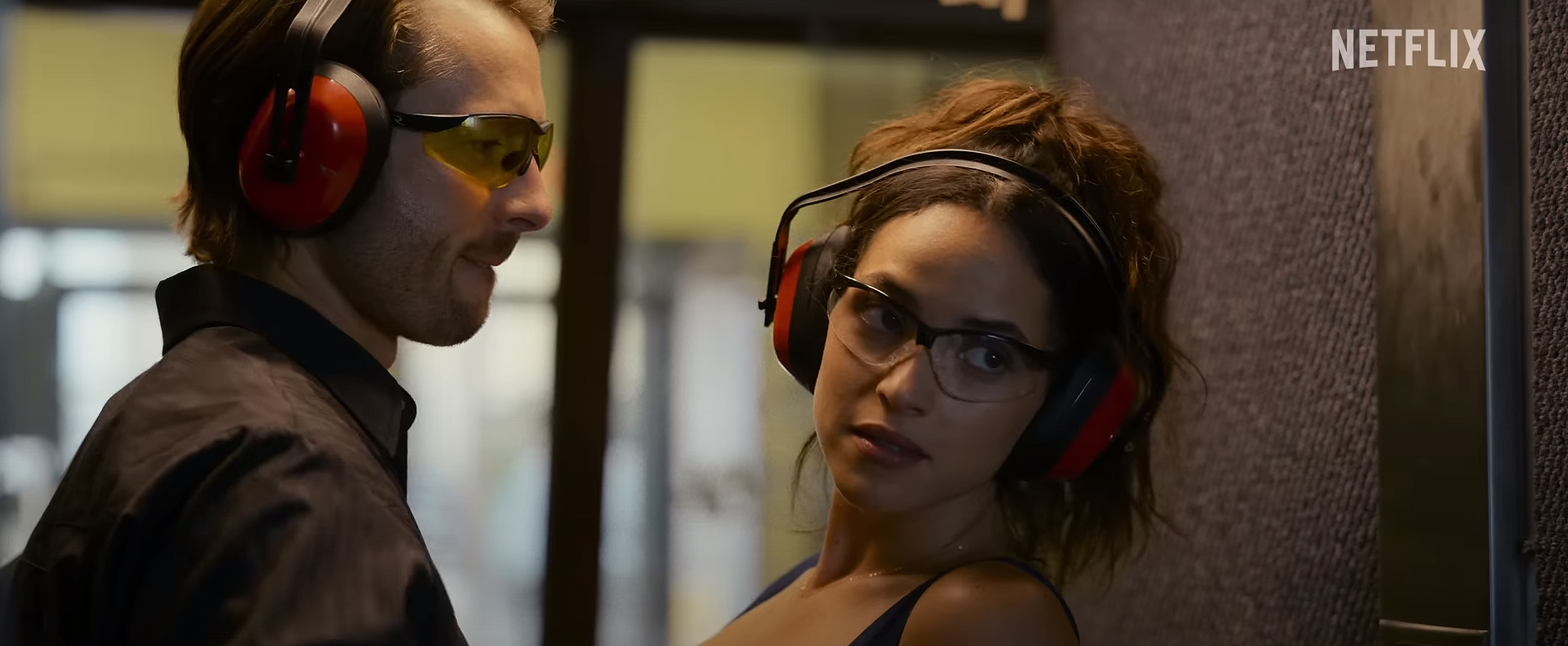 'Hit Man' Review: A thoroughly Entertaining & Witty Crime Caper
